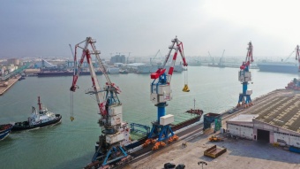 Dramatic Reduction in Waiting Ships Following Opening of New Piers at ...